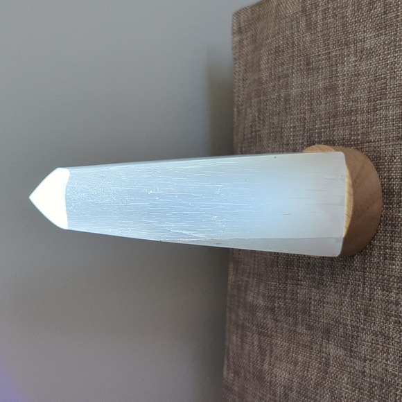 Accents | Led Bright White Round Light Display Stand | Poshmark